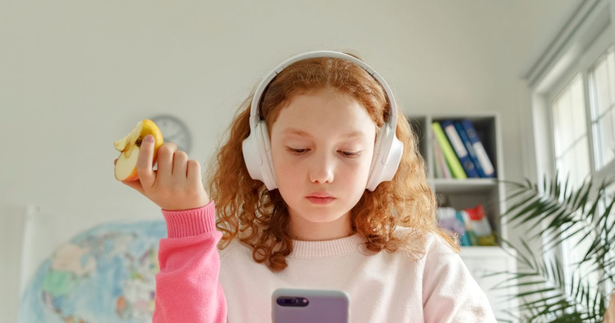 Einen sicheren Umgang mit Medien unterstützen | ich bin alles @Schule